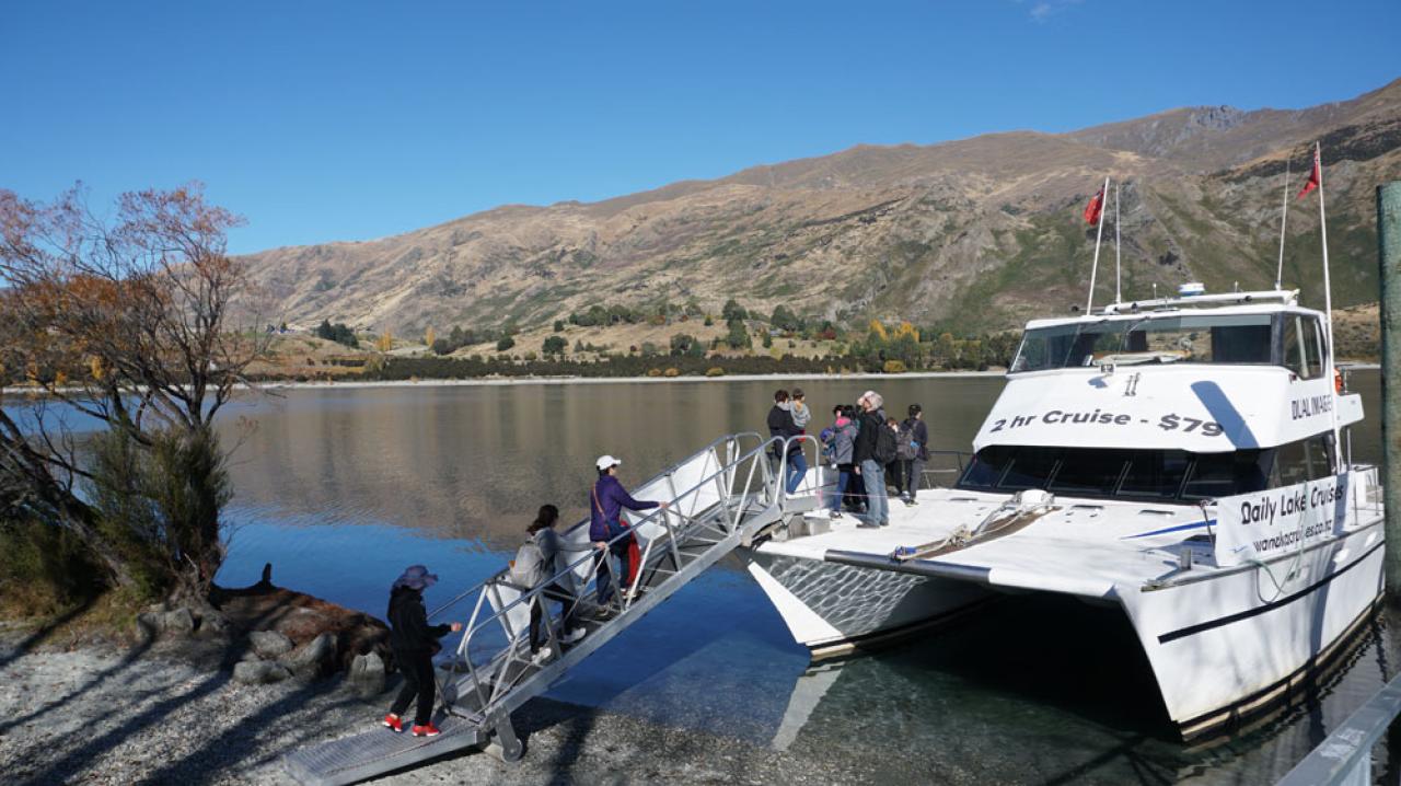 Ruby Island Cruise & Photo Walk - 1 Hr - Lake Wanaka Cruises